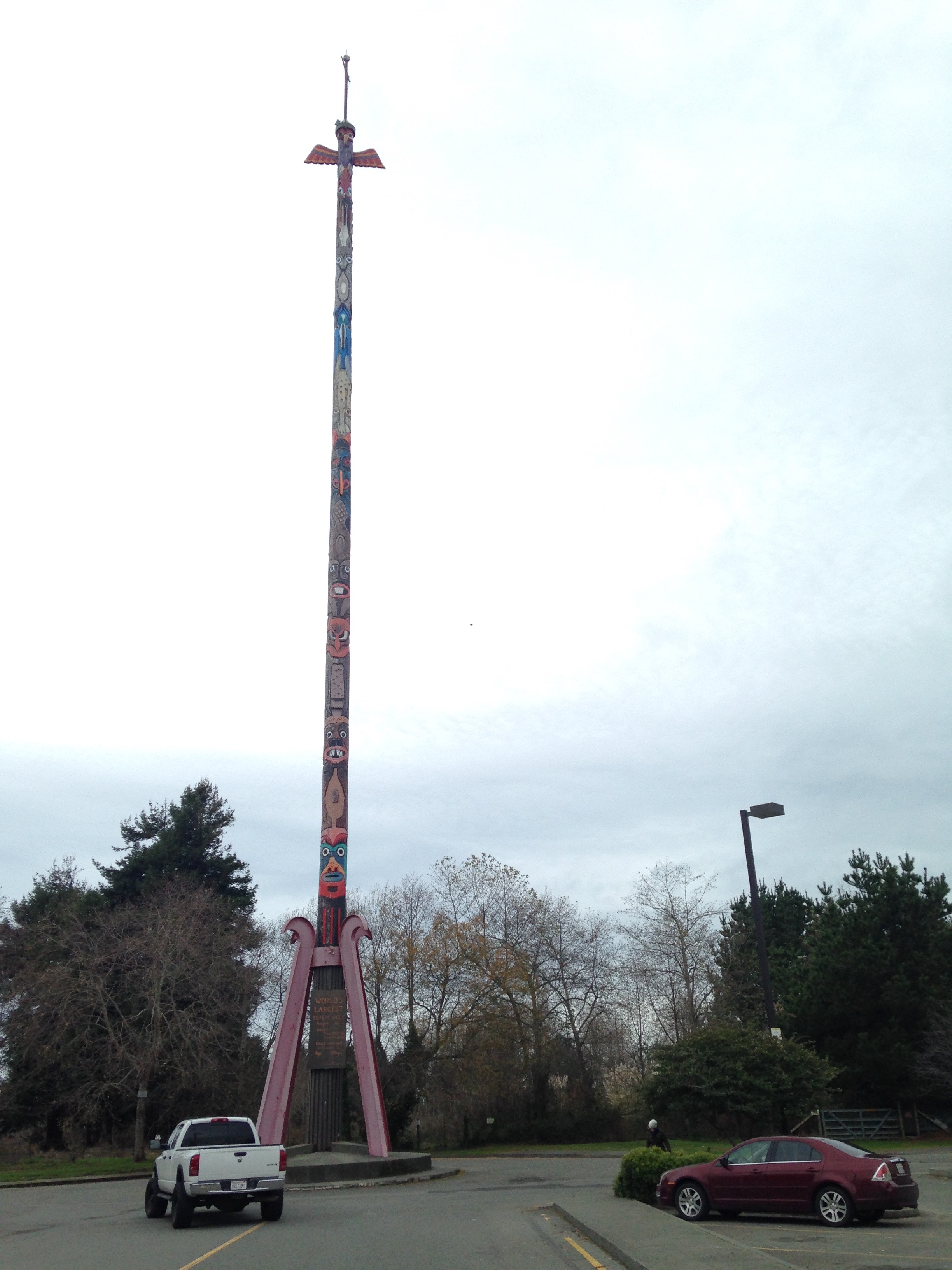 The World's Largest Totem Pole | California Curiosities